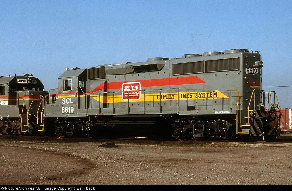 SCL 6619--New GP40-2